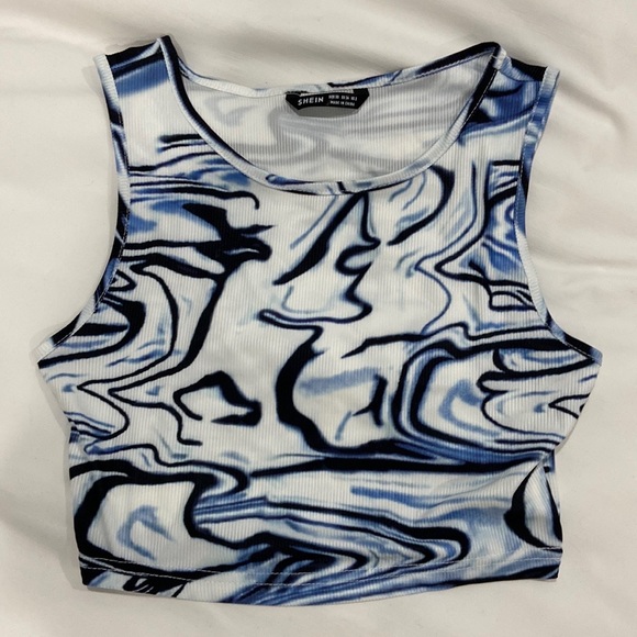 SHEIN | Tops | Cute Shein Swirl Top | Poshmark